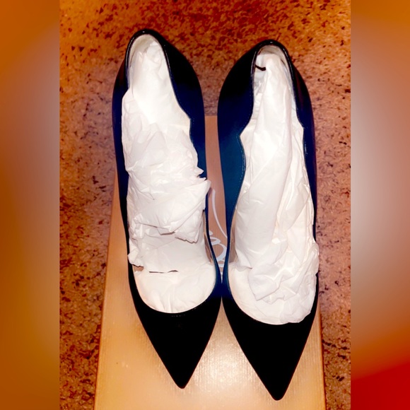 Christian Louboutin | Shoes | Christian Lous Hot Chick | Poshmark